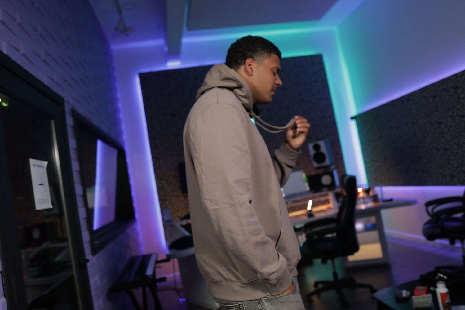 MIX Recording Studio LA Photo Gallery: Behind the Scenes in Los Angeles